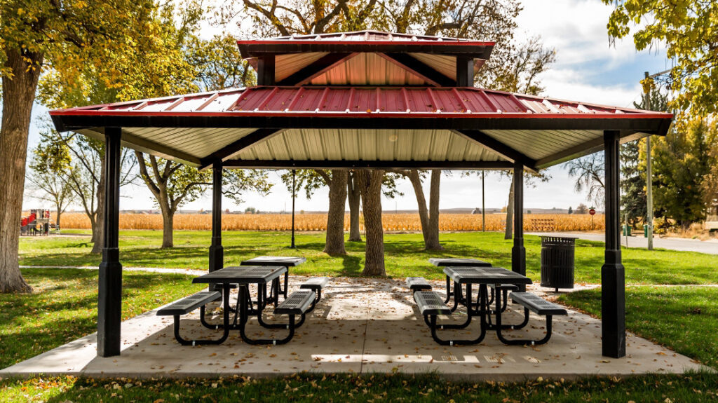 Commercial outdoor shelters & shade for parks, playgrounds - PLAYMORE